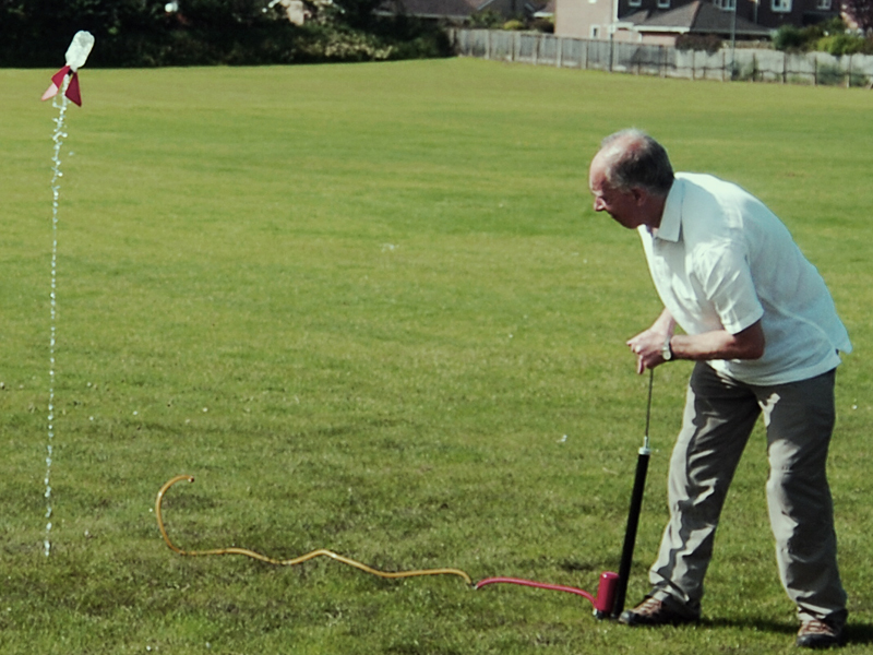 Explorer Dome: Science Shows for KS1